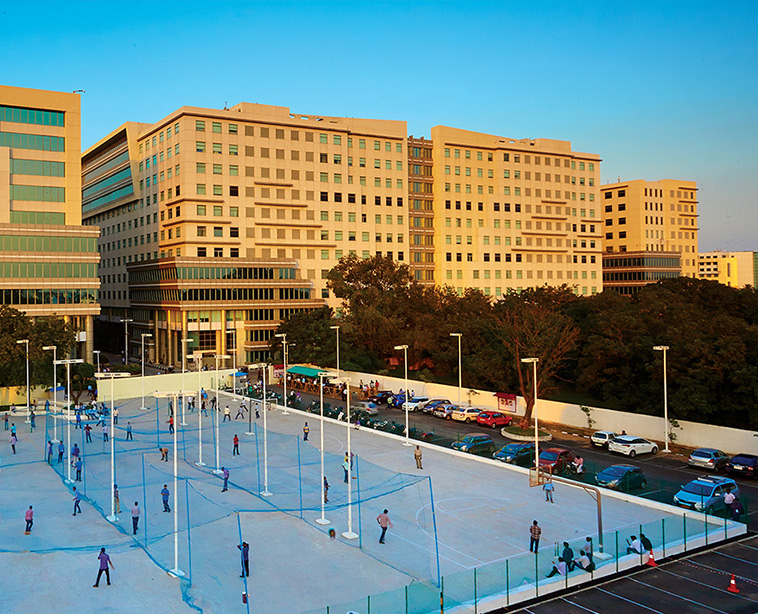 Corporate buildings spaces | Luxury Office floors - DLF India