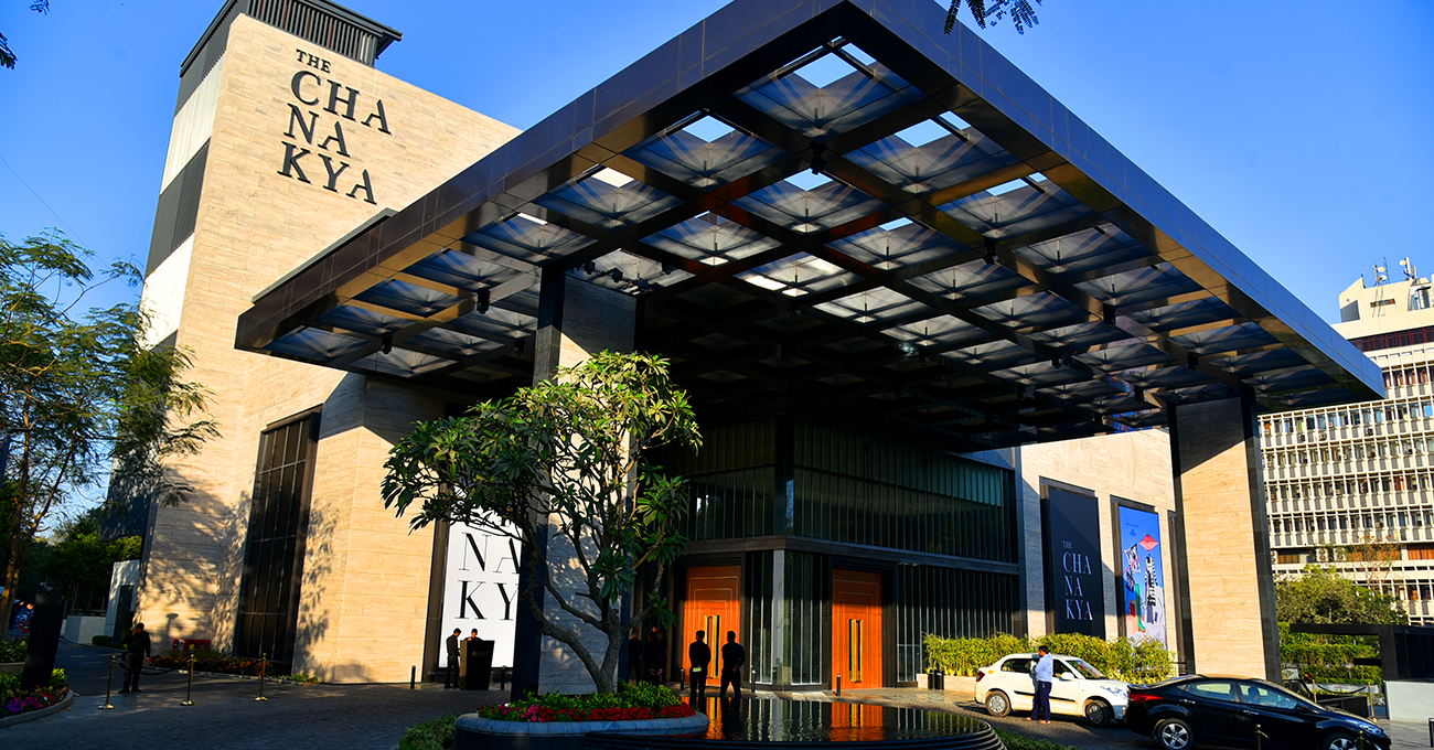 DLF Retail | Malls by DLF in India | Elevating Shopping Experiences