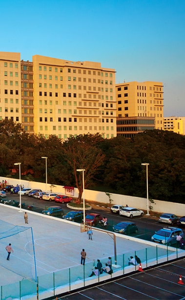 Corporate buildings spaces | Luxury Office floors - DLF India